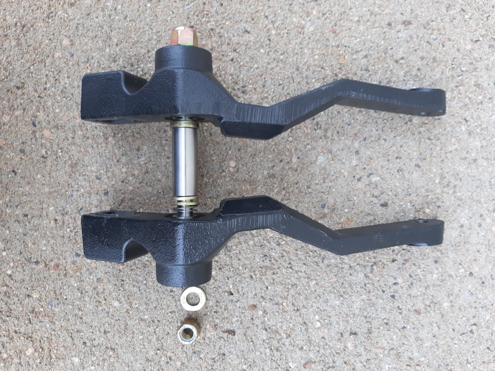 Coyote Kinze Gauge Arm | Coyote Machining – Coyote Machining LLC